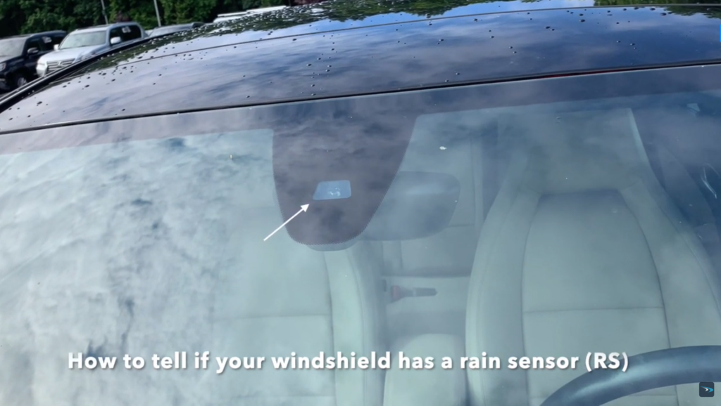 How to tell if your windshield has a rain sensor (RS) - AutoGlassCRM